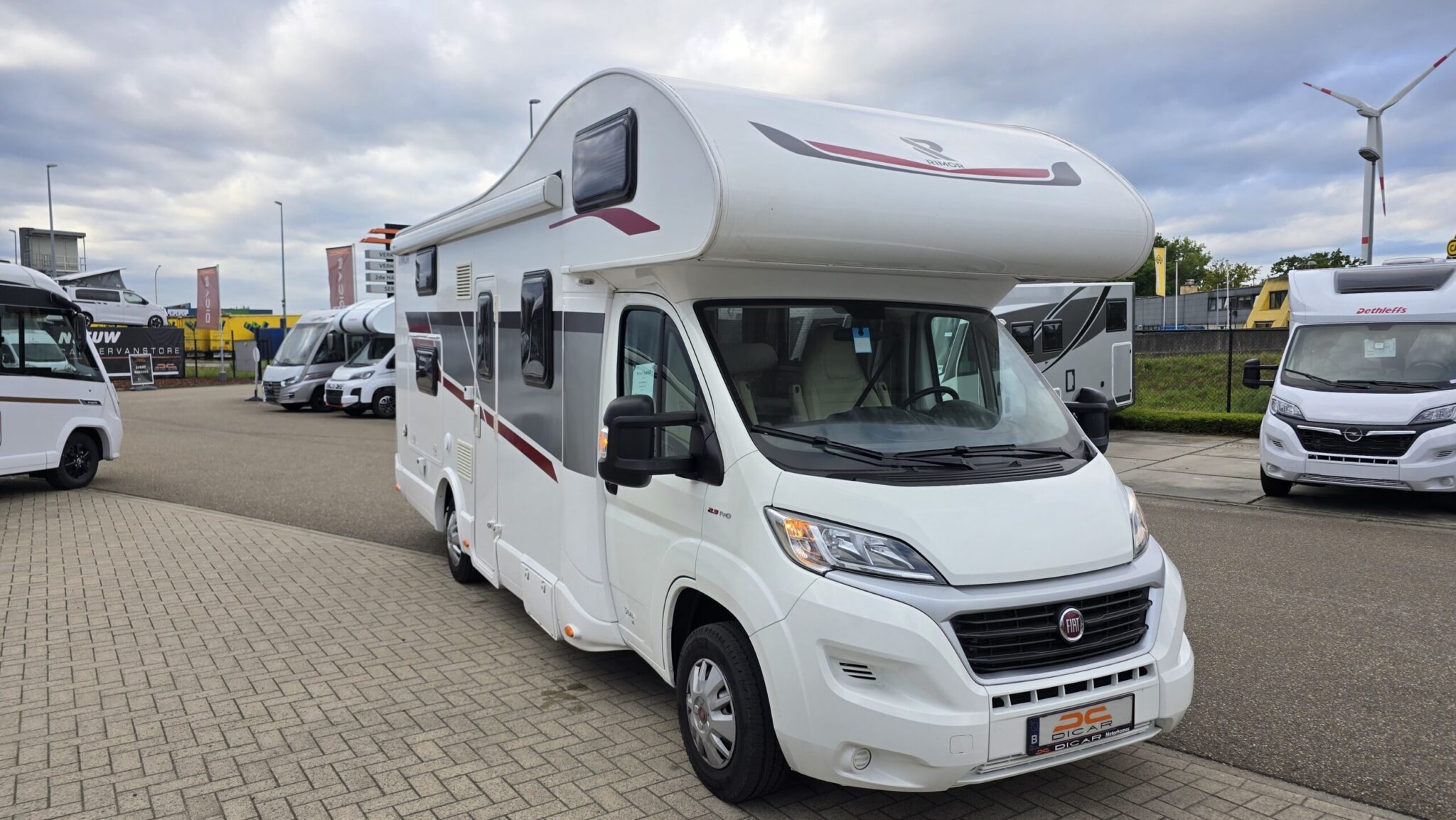 Tweedehands motorhomes | Dicar Campers